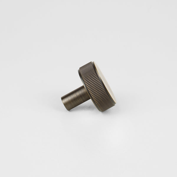 Ronde Linear Knob | Brushed Bronze - Heart Handles