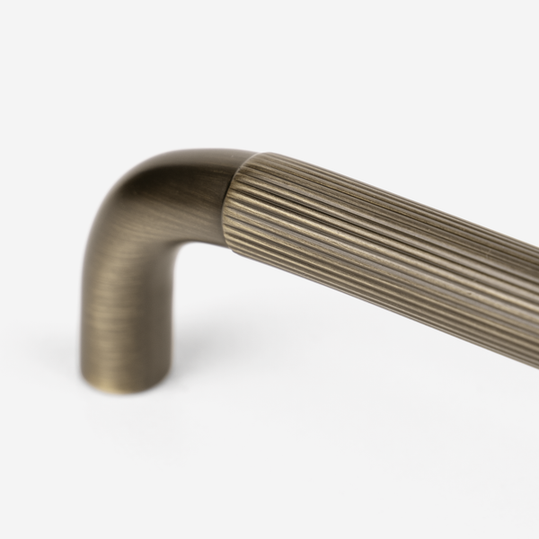 Ronde Linear Pull | Brushed Bronze - Heart Handles
